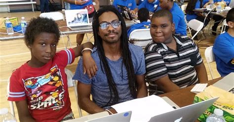 Watts Hackathon Takes A Step Toward Narrowing The Digital Divide Los Angeles Times