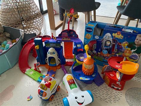 Vtech Space Station And Freebies Hobbies And Toys Toys And Games On Carousell