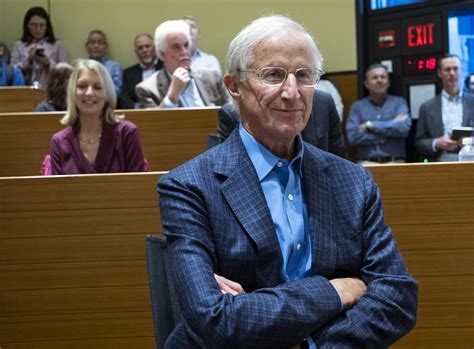 Economics Nobel Winner Sees No Singularity On The Horizon