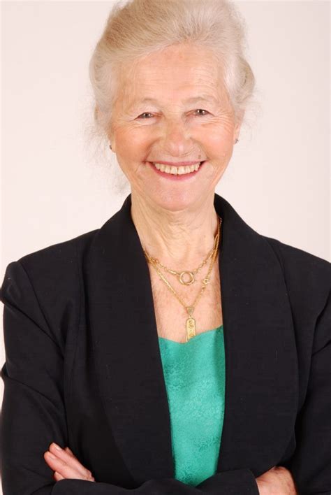 Gloria Coco Black And White Management