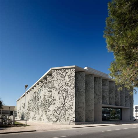 Gs1 Portugal By Promontorio Dezeen Awards
