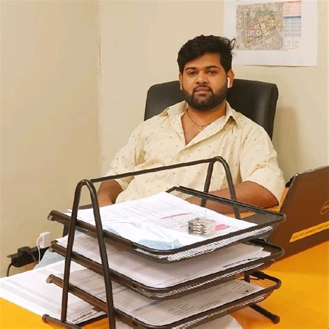 Anmol Kumar Kanaujiya Bms Engineer Stark Security Services Qatar