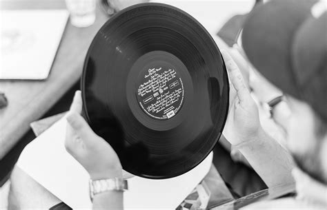 Marketing Strategy Digital And Traditional Marketing Arkerton