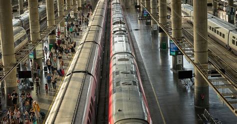 Una avería causa retrasos en todos los trenes AVE con salida o llegada a la estación de Atocha
