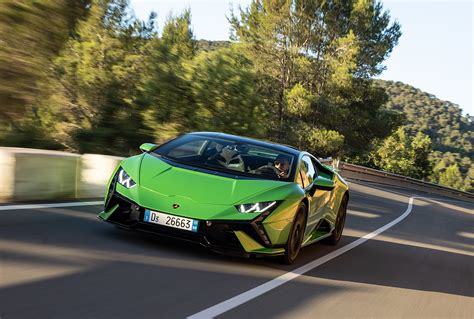 Lamborghini Huracán Tecnica Review: Comfort and Performance Power ...
