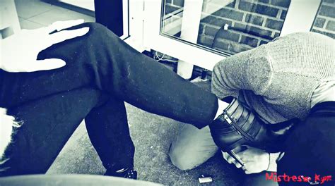 Mistress Shoes Slave Licking Her High Heels Mistress Xhamster