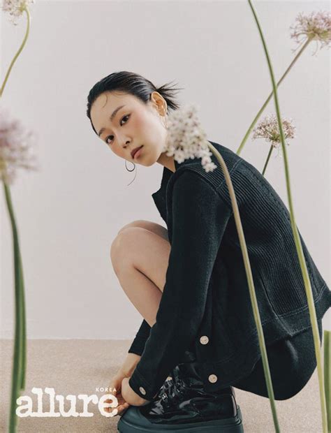 Stylekorea — Seo Hyun Jin For Allure Korea August 2022 Корейские