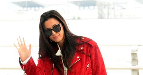 화보 시크한 매력 전지현 여신 머릿결 찰랑 찰랑