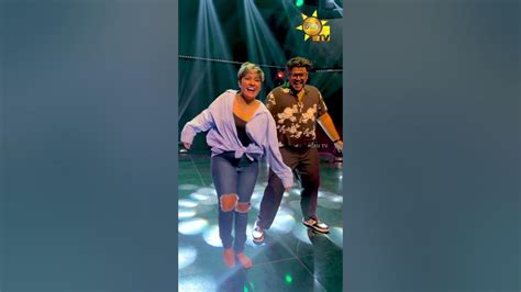 ගැළපෙනම අය හම්බුණාම නටන එක නටනවා ලොවෙත් නැති වෙන්නම 😍🤪😜 Youtube