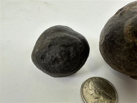 Moqui Marbleshaman Stones Geological Formations Of Iron Oxide And