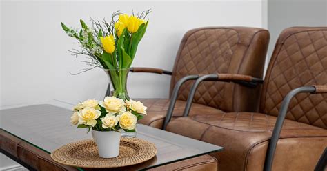 Rekomendasi Meja Tamu Kayu Bikin Ruangan Makin Cantik Blibli Friends