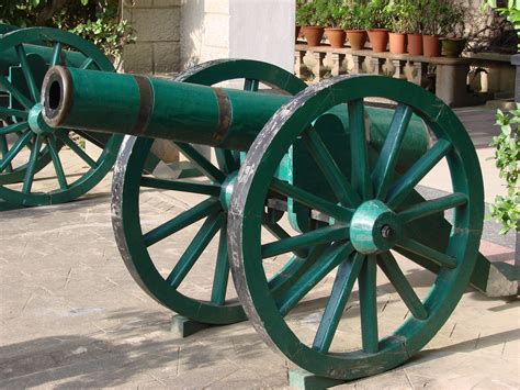 รูปภาพ โบราณ ล้อ เกวียน ยานพาหนะ สถานที่สำคัญ ประวัติศาสตร์ อาวุธ ป้อม ขอบ การขนส่ง