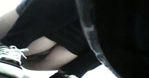 Ngintip Memek Cewe Pipis Eporner