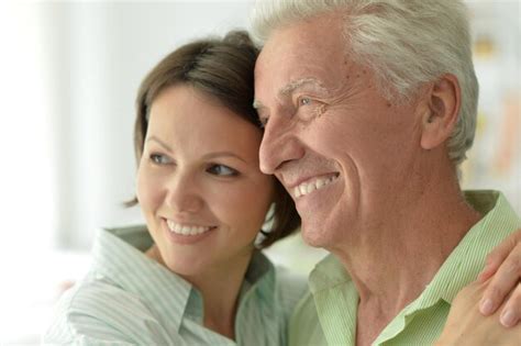 Retrato De Un Padre E Hija Retrato Cicatrizarse Foto Premium