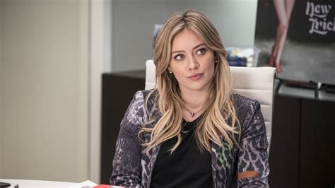 Hilary Duffs Workplace Comedy Younger Becomes Global Netflix Streaming