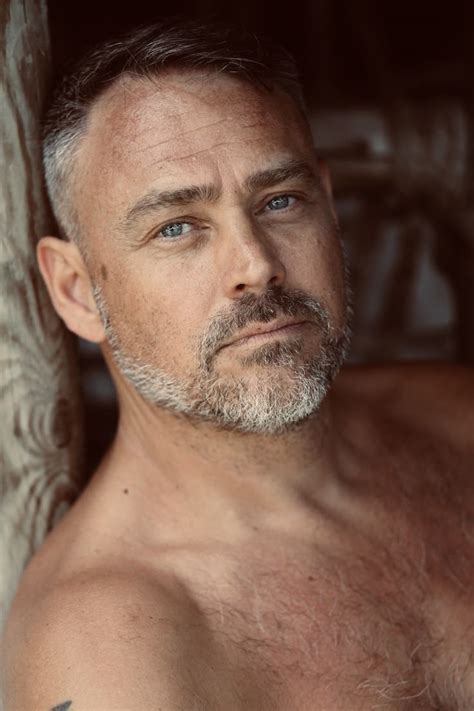 Pin By Nikolaos Kanew On Silver Fox Men 🦊🎅🏻 Handsome Older Men
