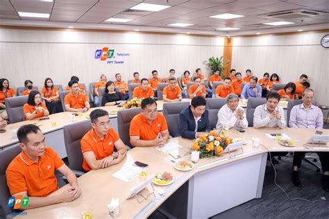 GIỚI THIỆU VỀ TẬP ĐOÀN FPT FPT TELECOM FPT Bình Dương