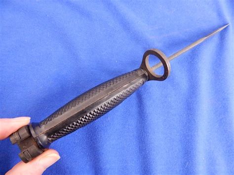 Us M 16 Rifle Bayonet By Imperial J And J Military Antiques Guns