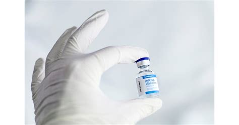 Родители В аптеките липсват назалните ваксини против грип