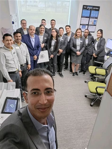 Ahmed El Sayed على Linkedin Hiltongardeninnkuwait Hilton Frontdesk