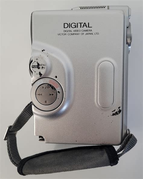 Jvc Video Camera Mini Dv With Accessories Avenue Shop Swap Sell