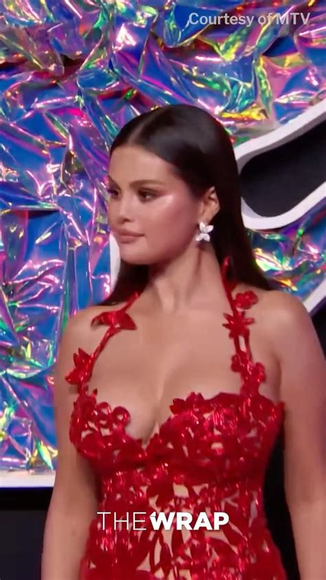 Selena Gomez Red Dress Come And Get It