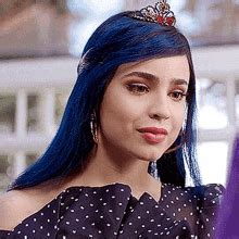 Evie Descendants Gif Evie Descendants Descendants Discover Share Gifs