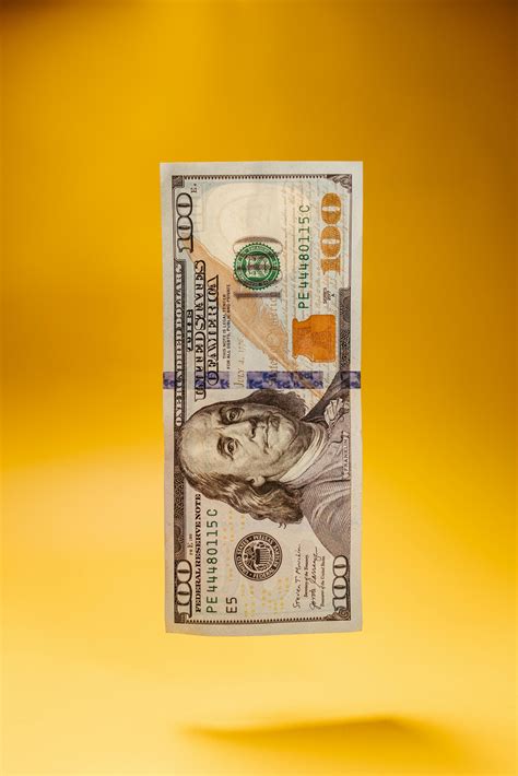 Usd 검사 경제적 안보 금융 기기 달러 돈 디테일 보안 부리 사기 예방 손 안전 조치 위조 방지 위조품 감지 은행 업무 입증 자금세탁 방지