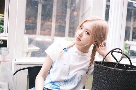 더쿠 블랙핑크 로제 인스타 업뎃