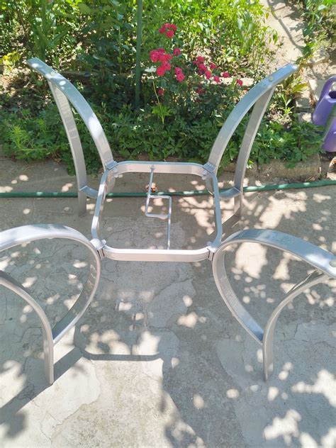 Маса с чадър комплект гр София Дружба 1 • Olx Bg