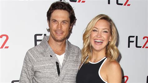 Kate Hudson And Brother Oliver Hudson Announce Sibling Revelry Podcast