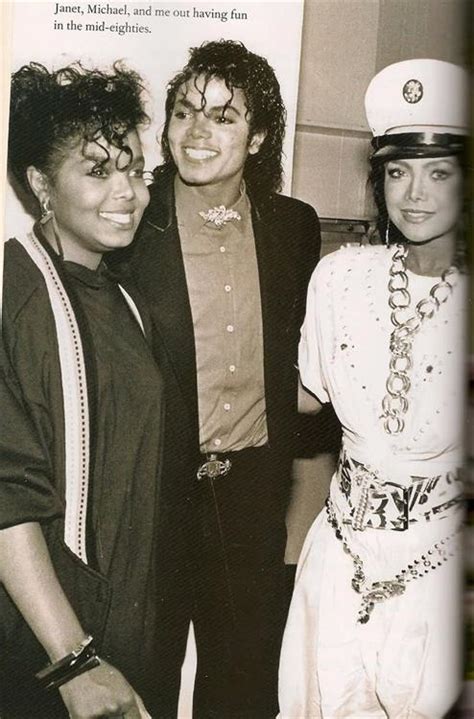 La Toya Jackson Pictures Hotness Rating Unrated