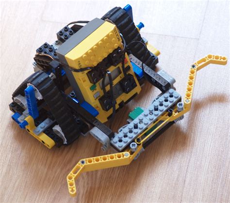 Room Explorer Robotsquare