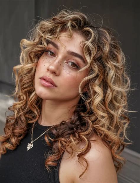 Curly Haircuts Youll Adore Summer 2025 Natural Curls Hairstyles