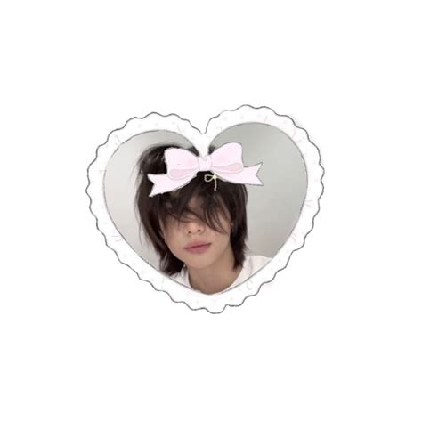 Hyunjin NSFW Character AI Chat Male