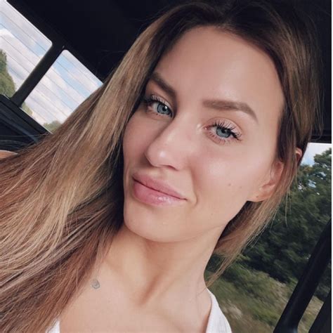 Ashtyn Sommers Instagram Twitter And Facebook On Idcrawl