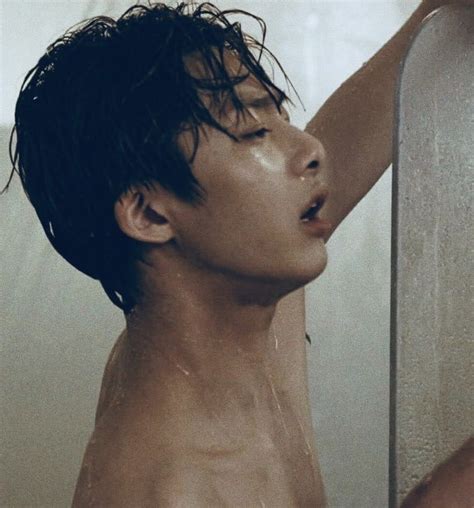 On Twitter Rt Minhyukswhalee Crying Dying And Screaming For Him Hyungwon Https T