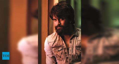 Dheeren Ramkumar Sports A Rugged Look In His Debut Kannada Movie News
