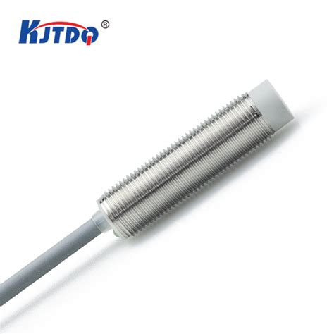 M12 Ip67 Cylindrical Type Electrical Omron Inductive Proximity Sensor From China Manufacturer
