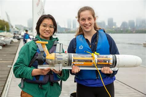 Learn About Autonomous Underwater Vehicles At Mit Meche Mit School Of