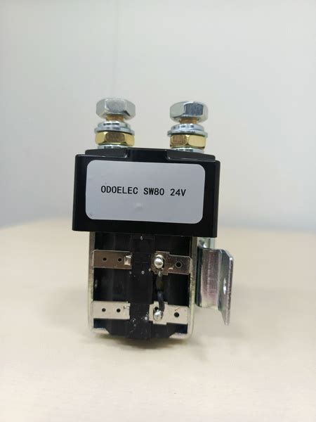 Контактор 220В 2p 1шт купить на Ozon по низкой цене 1669161652