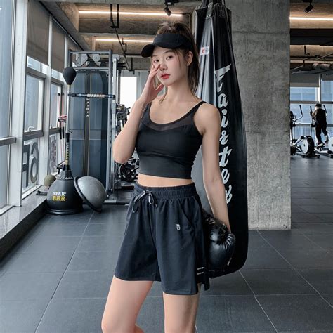 夏宽松外穿运动短裤女跑步大码速干防走光健身瑜伽训练五分裤热裤 虎窝淘