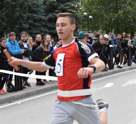 Момичетата на СУ „Вичо Грънчаров” са най бързи в Горна Оряховица Regnews Net Новини по всяко