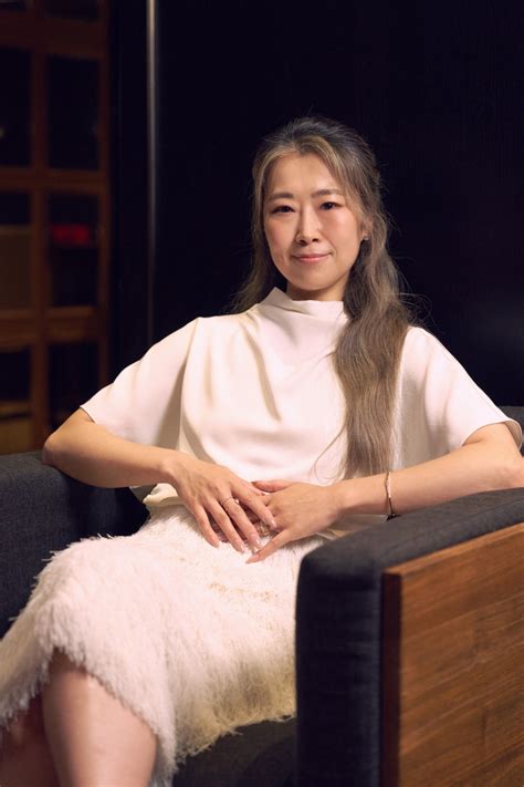 케이팝 데몬 헌터스 매기 강 감독 진우 부활 모르는 일 미소