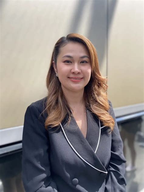 ทนายเผย สาวคนสนิท หนุ่มกะลา ไม่ประสงค์ใกล่เกลี่ย หลังถูก จูน ภรรยา ฟ้องร้องค่าเสียหาย 10 ล้านบาท