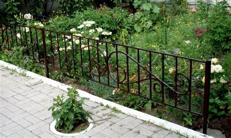 Садовые заборчики для клумб своими руками: 60 простых вариантов | Живу ...