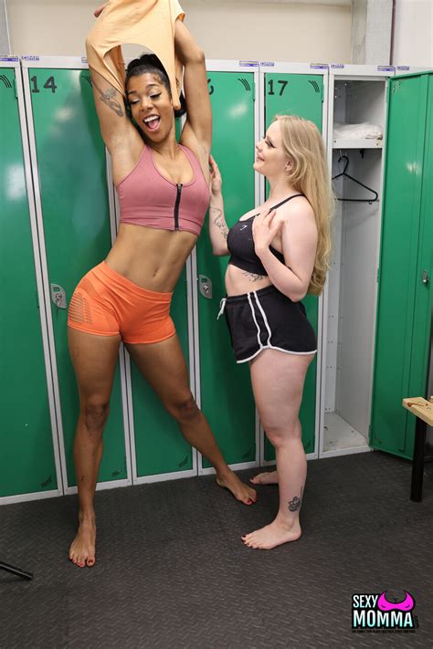 Sexy Momma Performed By Cherry Tart Sabrina Jade Hot Xxx