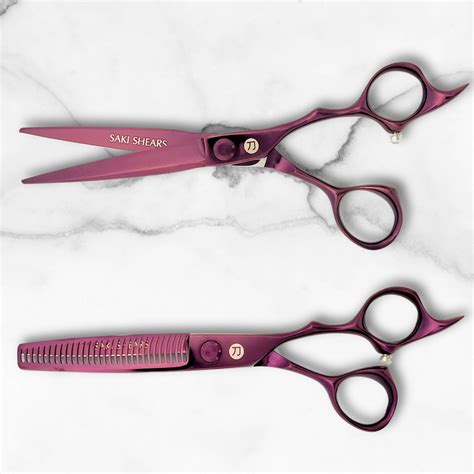The Best Techniques For Razor Cutting Without Damaging Hair