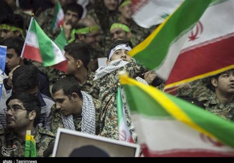 اجتماع بزرگ بسیجیان با عنوان شکوه مقاومت در کرمانشاه برگزار شد