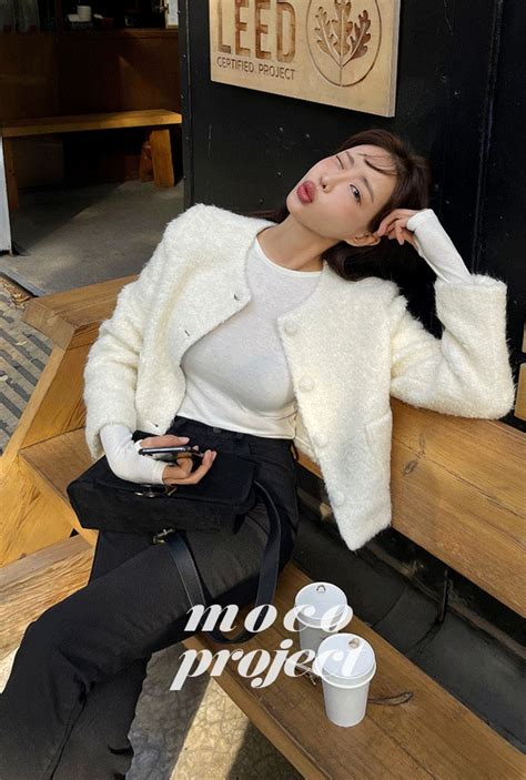 오늘출발 플레인워머티 핑거홀 이너티 신년모임and연말룩